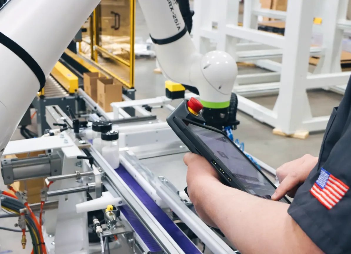 Cobot Solutions for Collaboration | QComp